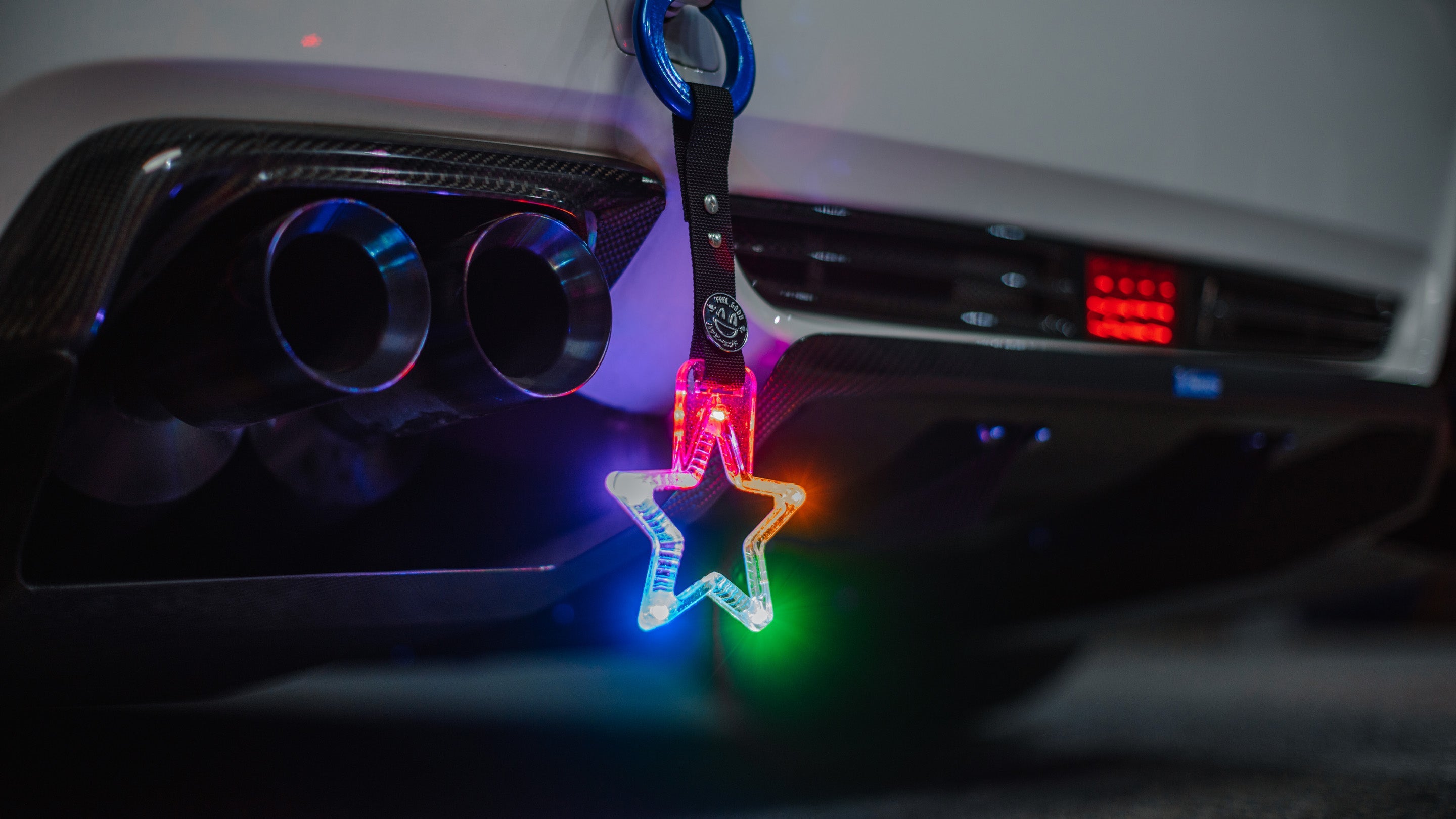 Tsurikawa / Drift Charms - Happy Endings